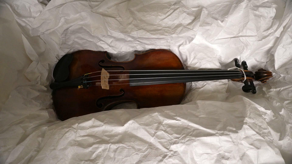 Watch CBS Saturday Morning: Musical instruments of hope - Full show on ...