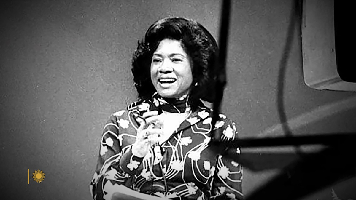 Watch Sunday Morning: Journalist Belva Davis, a trailblazer who "kicked ...