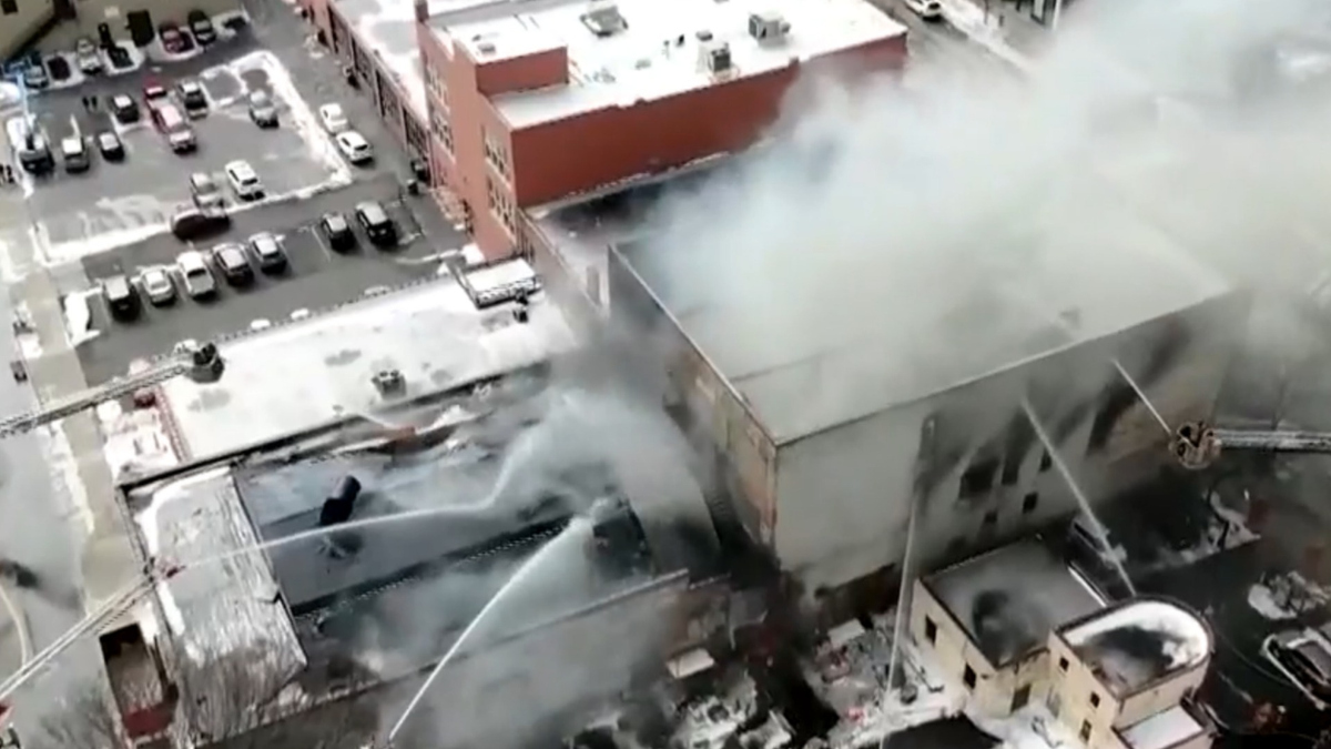 Watch CBS Evening News: Buffalo firefighter killed battling large blaze ...
