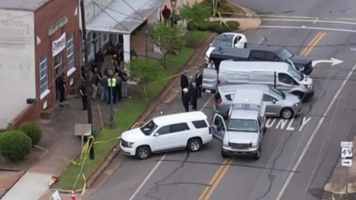 Watch CBS News Breaking News: 2 teens arrested in deadly Alabama ...