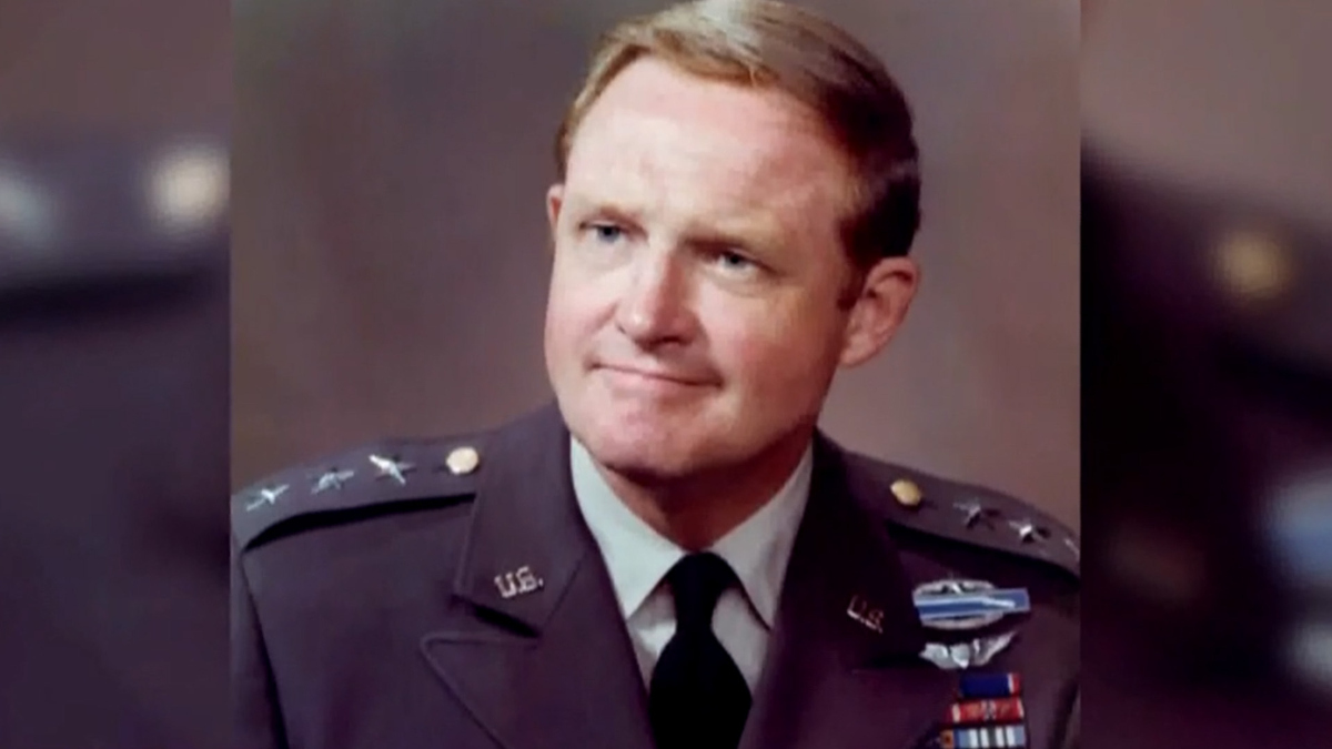 Watch CBS Evening News: The story behind Fort Moore's new name - Full ...