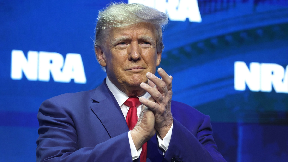 Watch CBS News: Trump could face up to 10 years in prison - Full show ...