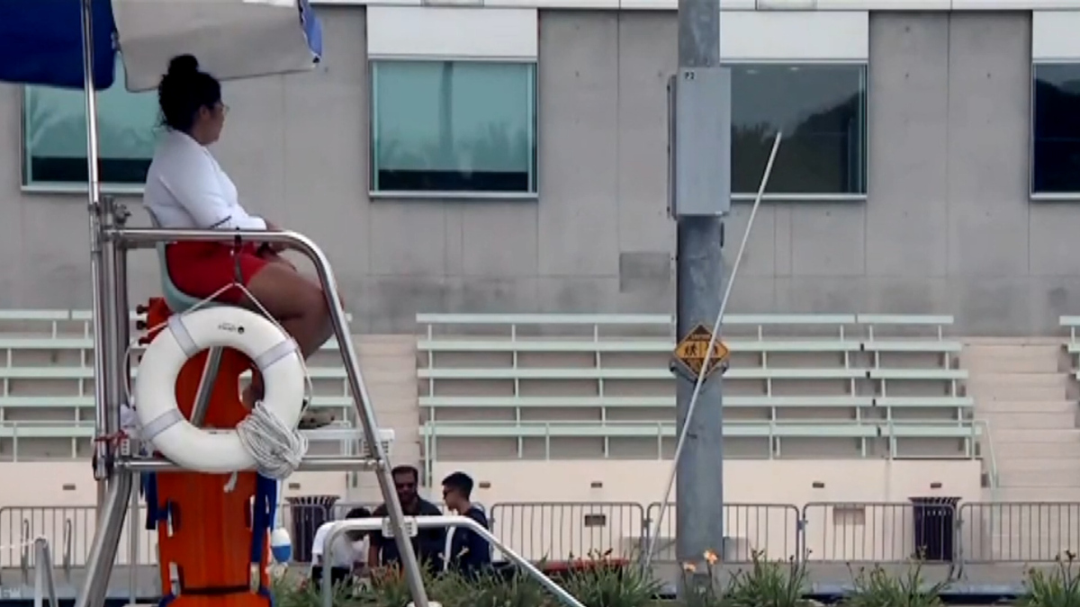 Watch CBS Evening News: U.S. teens seeing strong summer job market ...