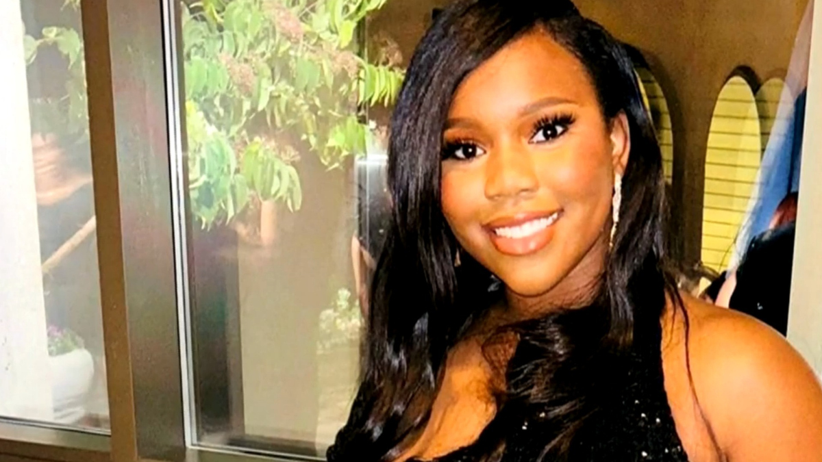 Watch CBS Evening News: Search continues for missing Alabama woman ...