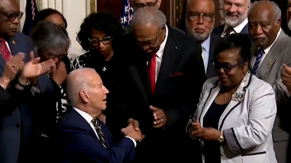 Watch CBS Evening News: Emmett Till honored with national monument ...