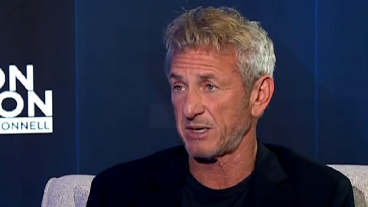 Watch CBS Evening News: Sean Penn gives firsthand account of Ukraine ...