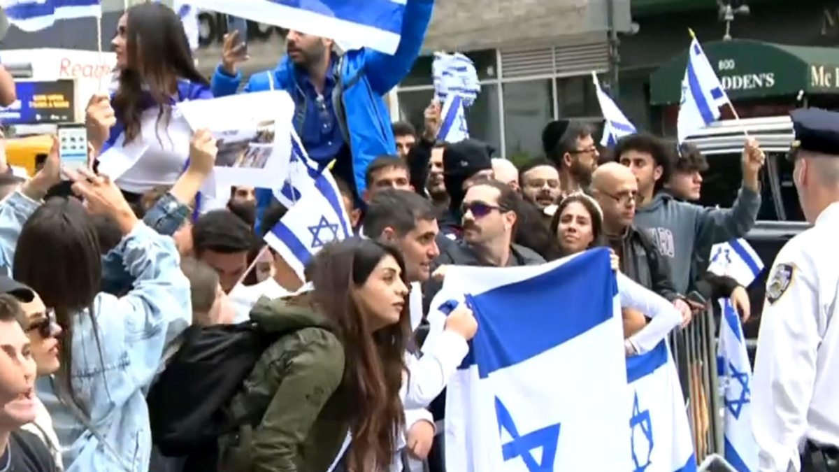 Watch CBS Evening News Rallies break out across U.S. after Israel ...