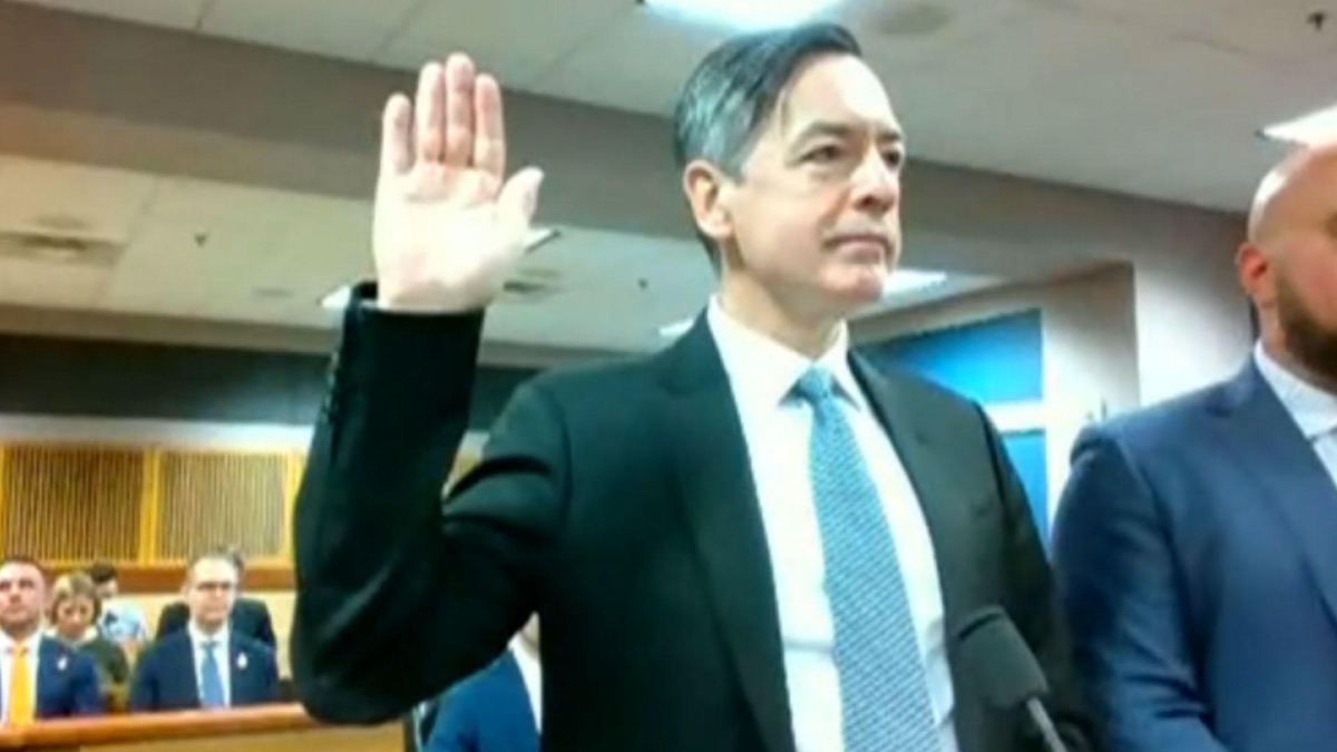 Watch CBS Evening News Season Episode : Kenneth Chesebro reaches plea ...