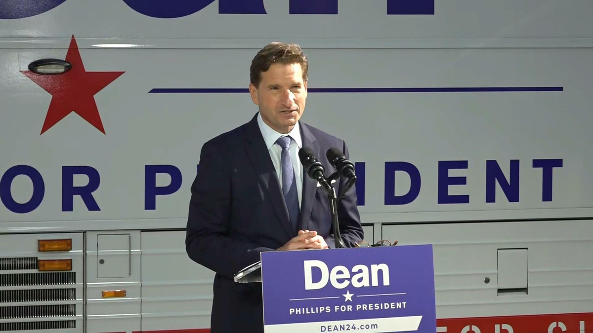Watch CBS Saturday Morning: Dean Phillips is running for president ...
