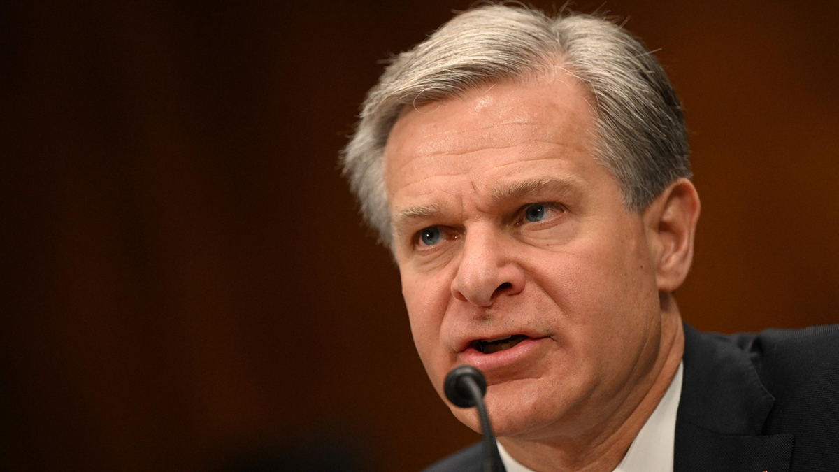 Watch CBS News: FBI director warns of terrorism threat - Full show on ...