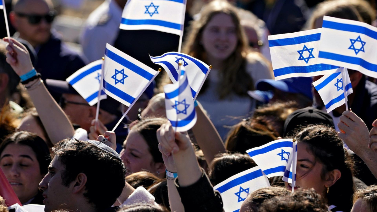 Watch CBS News: March for Israel draws thousands to D.C. - Full show on ...
