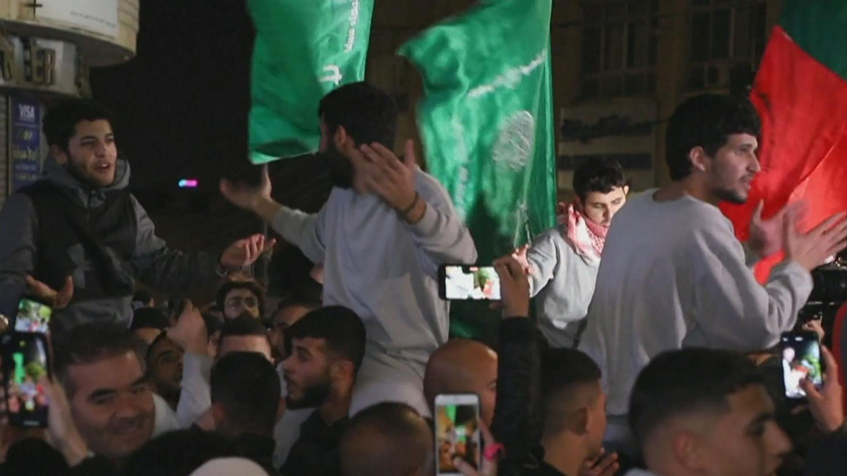 Watch CBS Mornings Season Episode : Hamas says it wants to extend truce ...