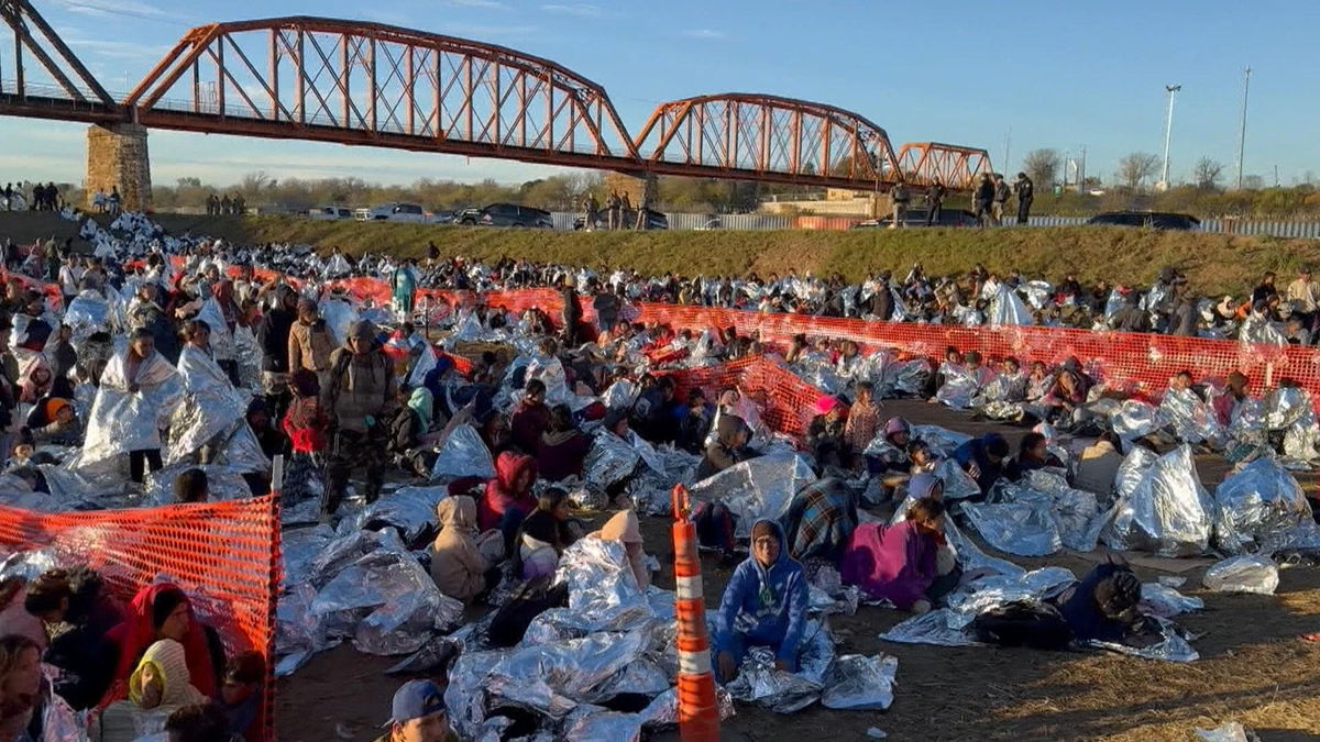 Watch CBS Mornings Illegal migrant crossings increasing - Paramount+