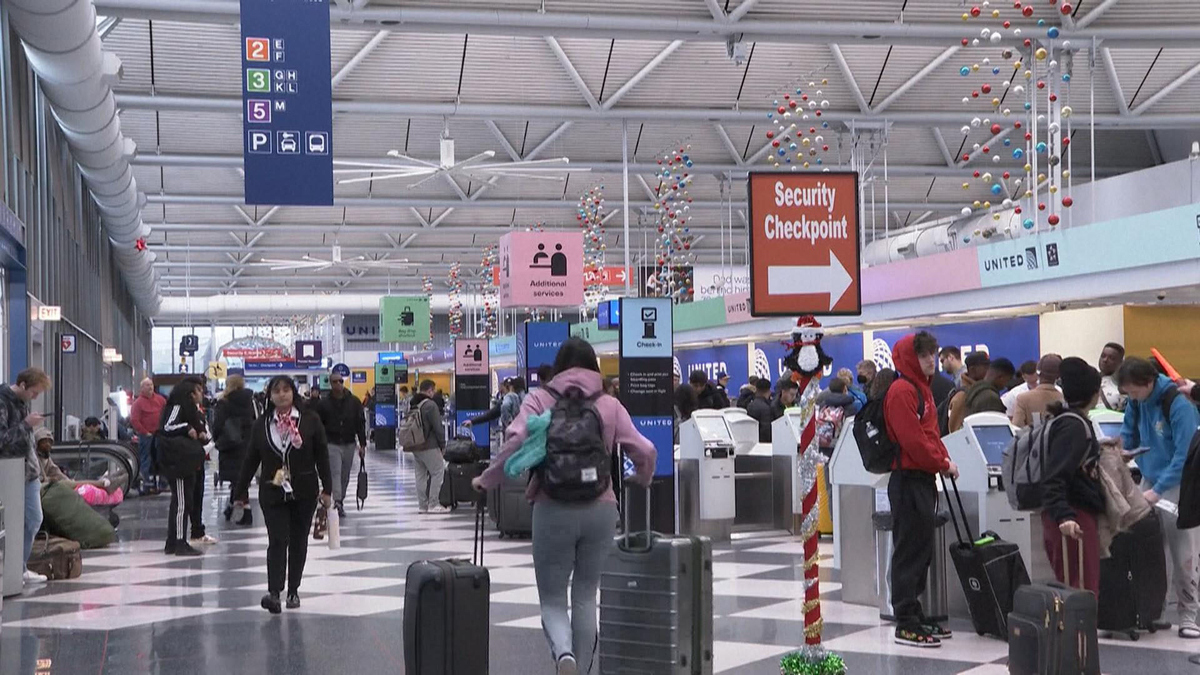 Watch CBS Saturday Morning: Record number of people set to travel ...