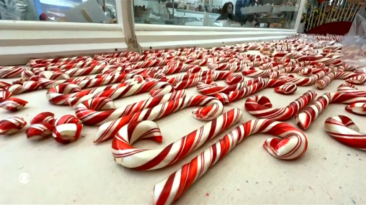 Watch CBS Evening News Season Episode : Candy cane makers supply nation ...