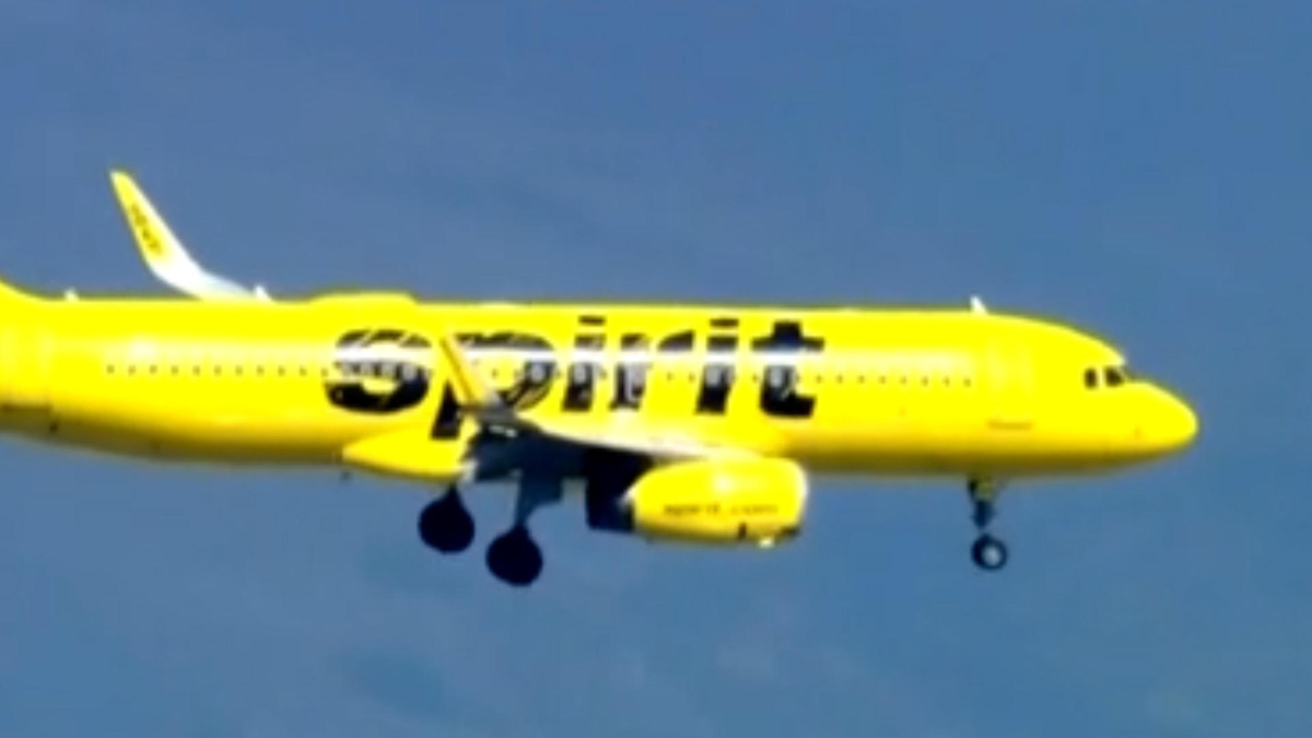 Watch CBS Evening News: 6-year-old boy placed on wrong Spirit flight ...