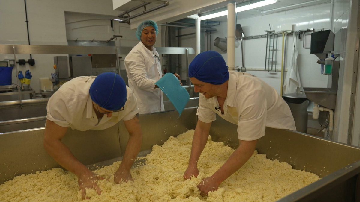 Watch CBS Saturday Morning Season Episode : The cheesemaker ...