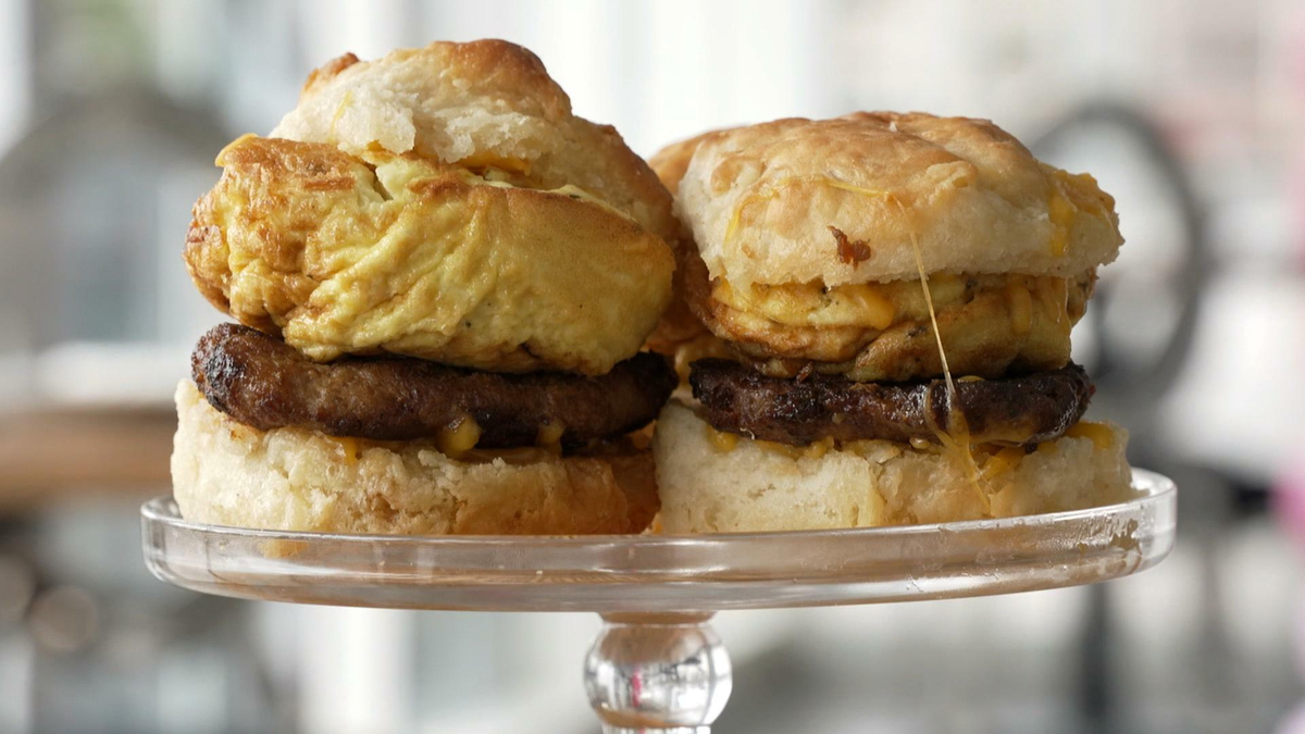 Watch CBS Saturday Morning: The Dish: Crust By Mack - Full show on CBS