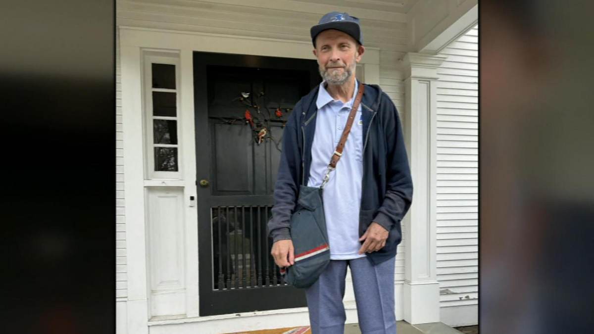 Watch CBS Evening News: Community throws retirement party for mailman ...