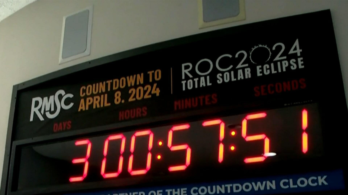 Watch CBS Evening News: How Rochester is celebrating the solar eclipse ...