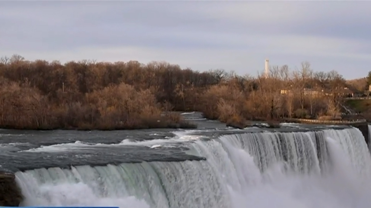 Watch CBS Mornings: Niagara Falls expecting total solar eclipse - Full ...