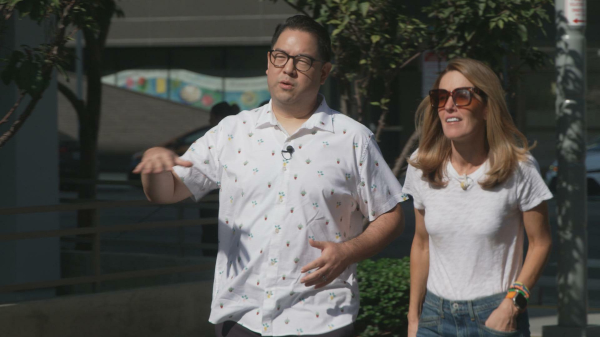 Watch 60 Minutes Overtime: A Web of Intrigue | Sunday on 60 Minutes ...