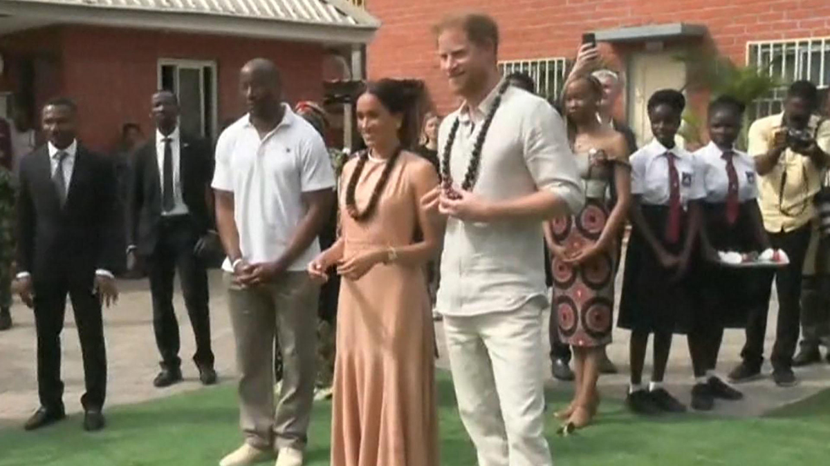Watch CBS Mornings: Prince Harry and Meghan visit Nigeria - Full show ...