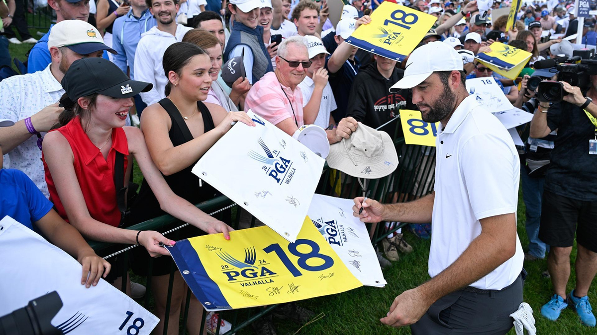 Watch CBS News Mornings Season Episode : PGA Championship gets underway in Kentucky - Paramount+