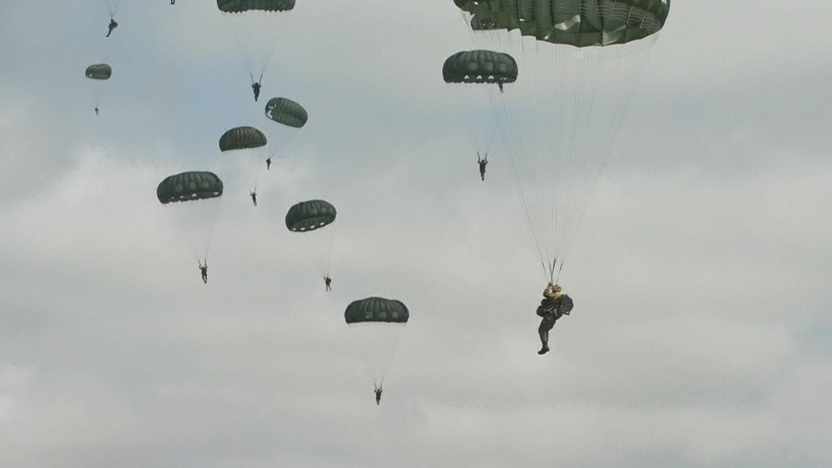 Watch CBS Mornings CBS correspondent on recreating D-Day jump - Paramount+
