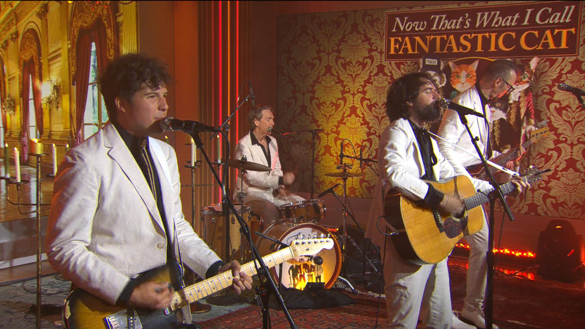 Watch CBS Saturday Morning: Fantastic Cat performs "All My Fault ...