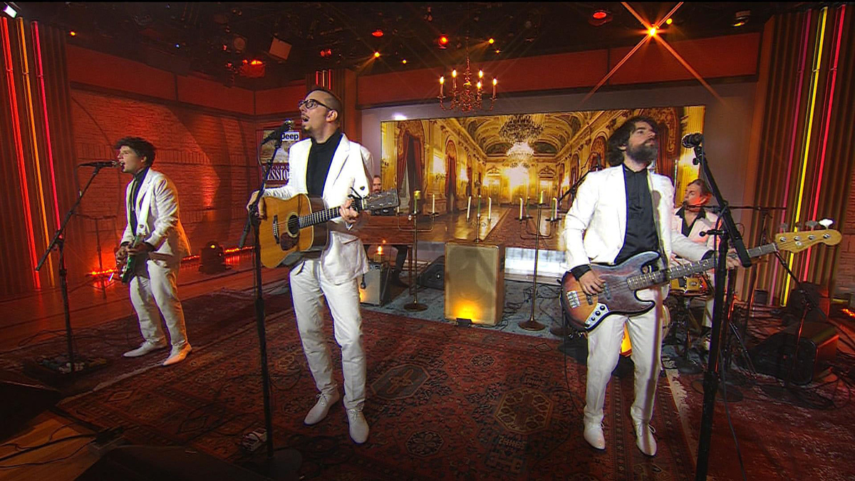 Watch CBS Saturday Morning: Fantastic Cat performs "Later On" - Full ...