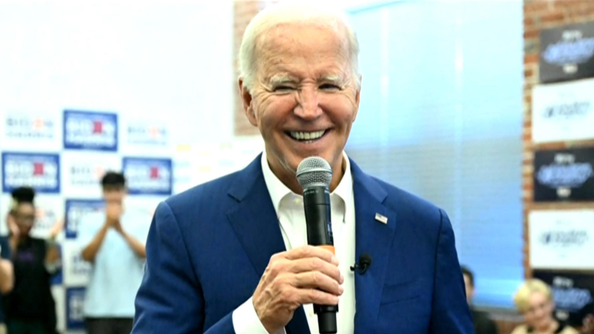 Watch CBS Evening News: Biden campaigns in Pennsylvania - Full show on CBS