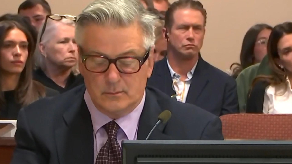 Watch CBS Evening News: Testimony underway in Baldwin's manslaughter ...