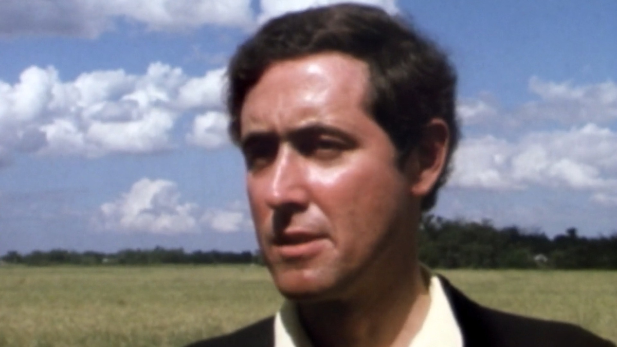 Watch CBS Evening News: Ex-CBS News correspondent Tom Fenton dies at 94 ...