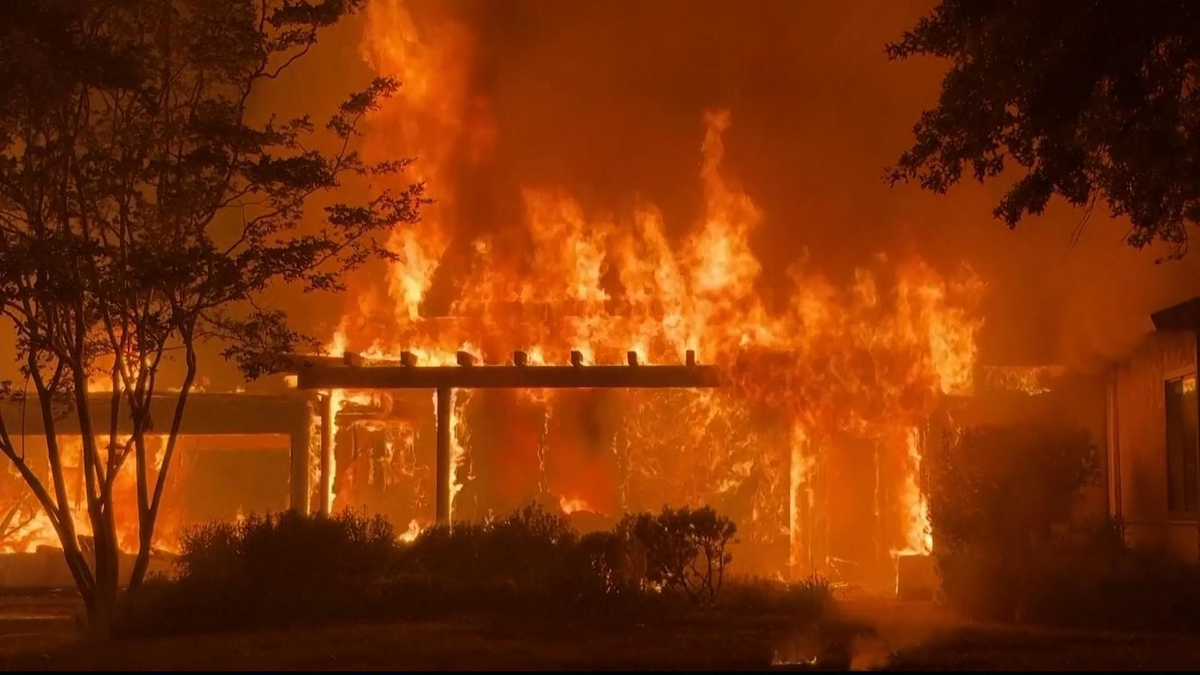 Watch CBS Evening News: Northern California wildfire explodes in size ...