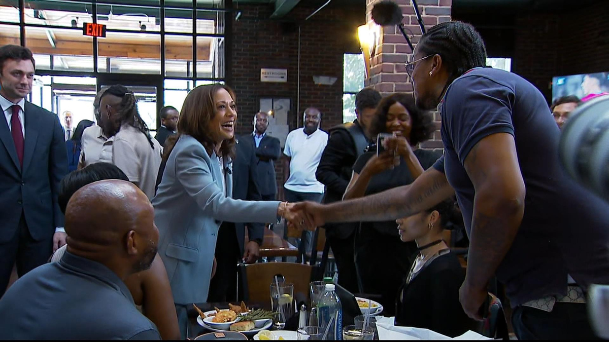 Watch CBS Evening News: Harris campaigns in Atlanta - Full show on CBS