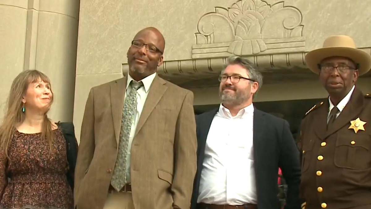 Watch CBS Evening News Season Episode : Christopher Dunn on being freed ...