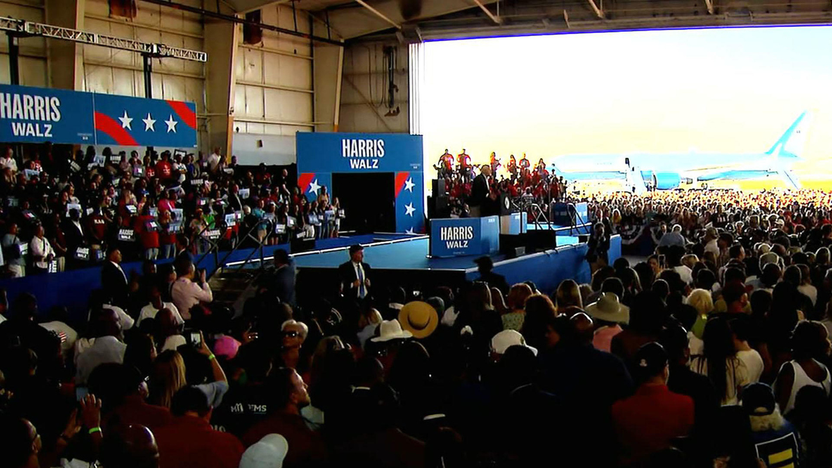 Watch CBS Mornings Season Episode : Harris, Walz campaign in ...