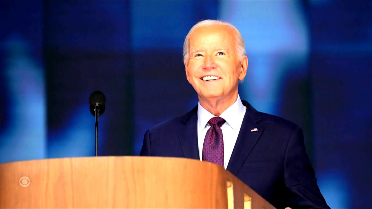 Watch CBS Evening News: Breaking down Day 1 of the DNC - Full show on CBS