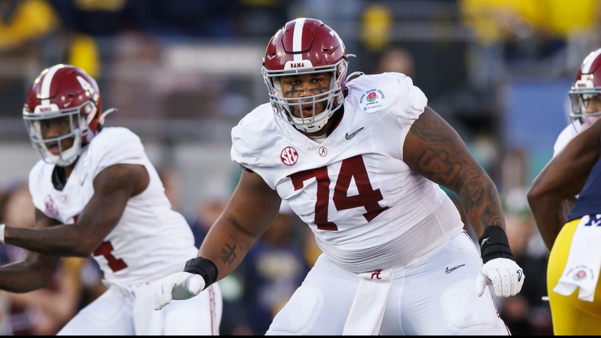 Watch CBS Saturday Morning Authors discuss new college football book ...