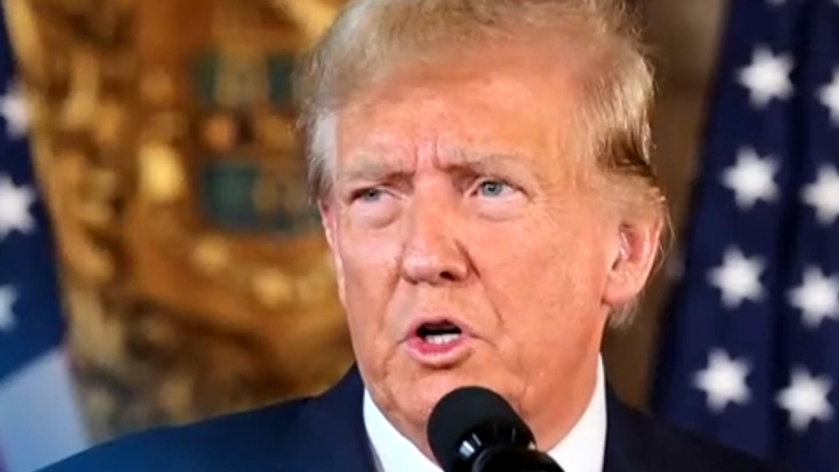 Watch CBS Evening News: Trump reindicted in election interference case ...