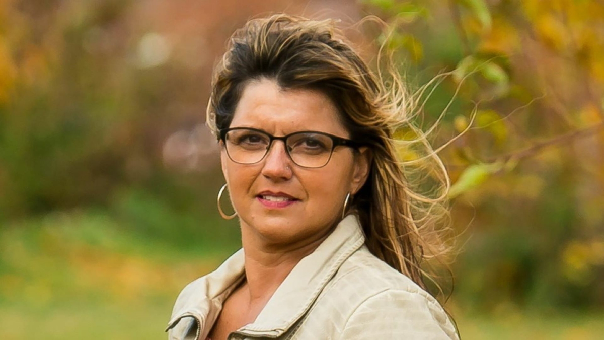 Watch 48 Hours Season 37 Episode 4: The Bathtub Murder of Kendy Howard ...