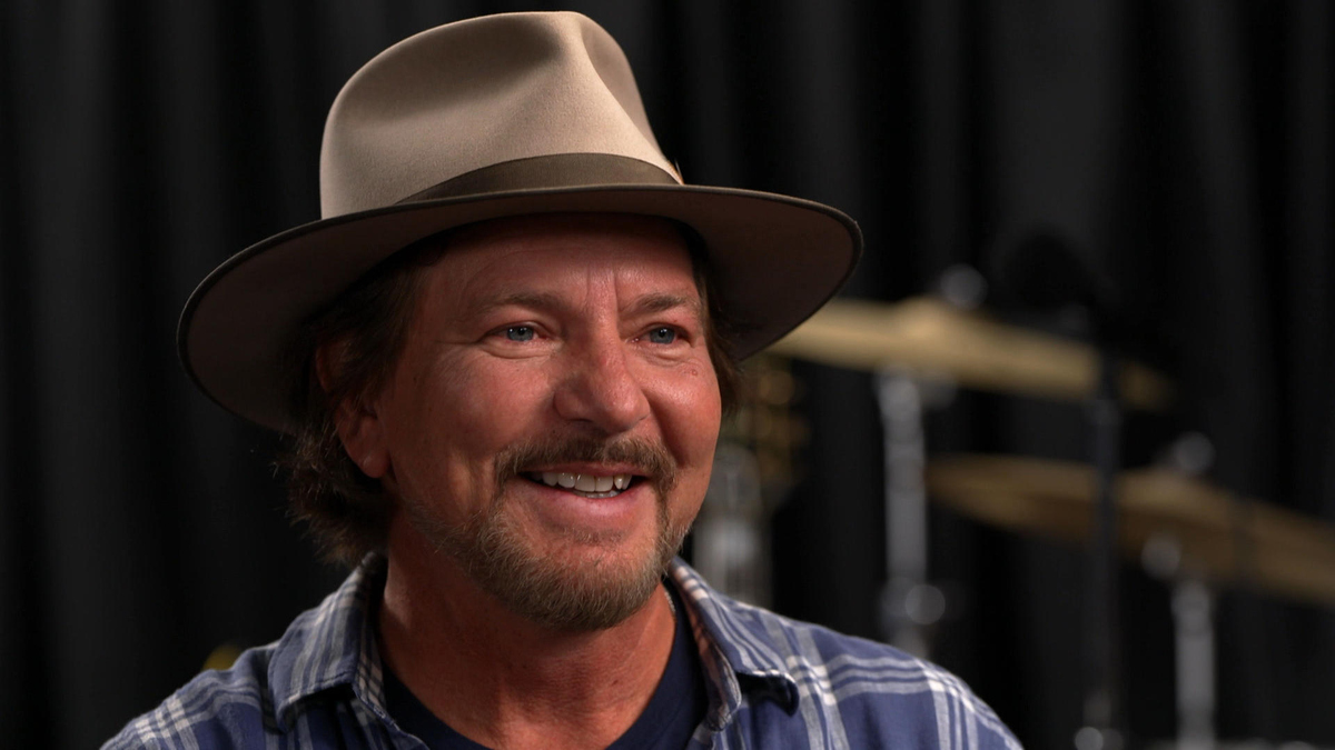 Watch Sunday Morning Eddie Vedder on the origin of Pearl Jam: "It was ...