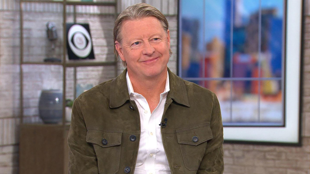 Watch CBS Mornings: Verizon CEO talks bridging the digital divide ...