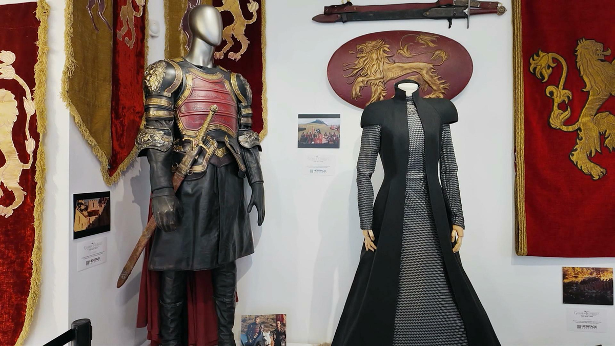 Watch CBS Saturday Morning: "Game of Thrones" prop auction to be held ...