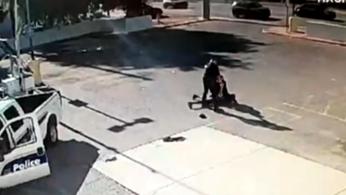 Watch CBS Evening News: Violent arrest in Phoenix sparks outrage - Full ...