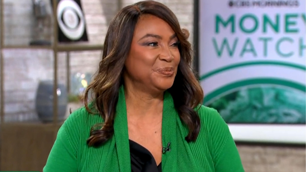 Watch CBS Mornings: Tips for saving cash this holiday season - Full ...