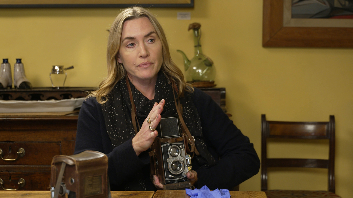 Watch 60 Minutes Overtime: Kate Winslet on her photography for "Lee ...
