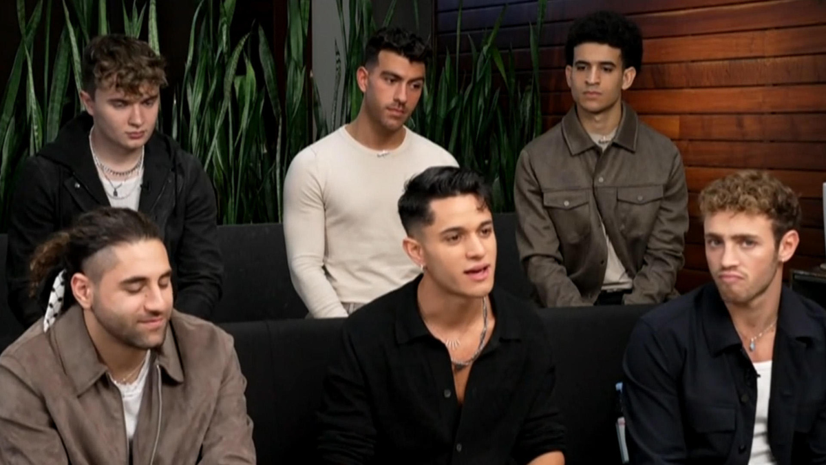 Watch CBS Mornings Season Episode : Israeli-Palestinian pop group ...