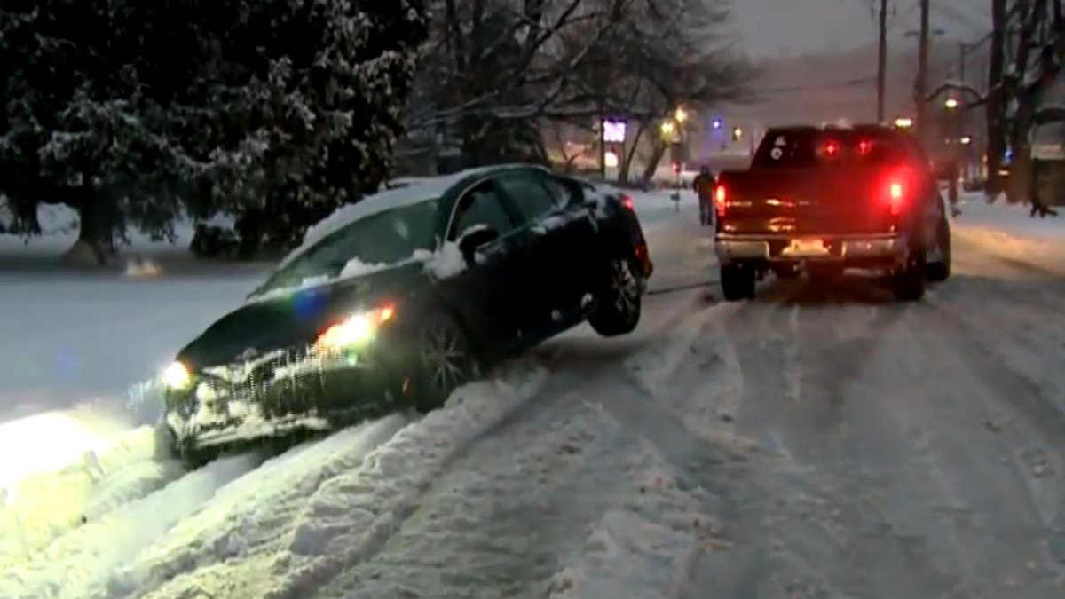 Watch CBS Evening News: Deadly winter storm sweeps across the country ...